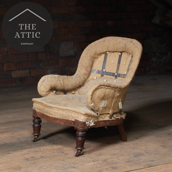 Antique Round Back Armchair – KONTRAST