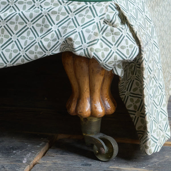 Regency Style Library Sofa – KONTRAST