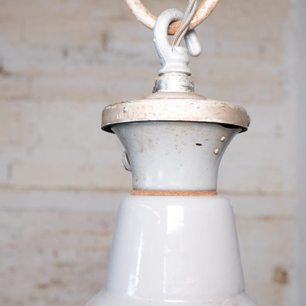 Benjamin RLM 12" Pendant Light – KONTRAST