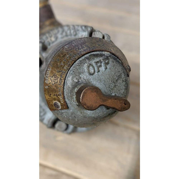 KONTRAST - Walsall Industrial Vintage Isolator Switch Cast Iron - type 1680